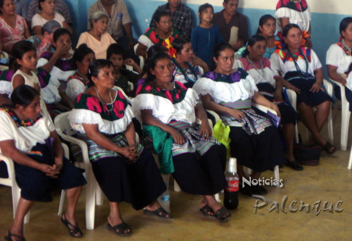 grupos de comunidades: LOS CHOLES